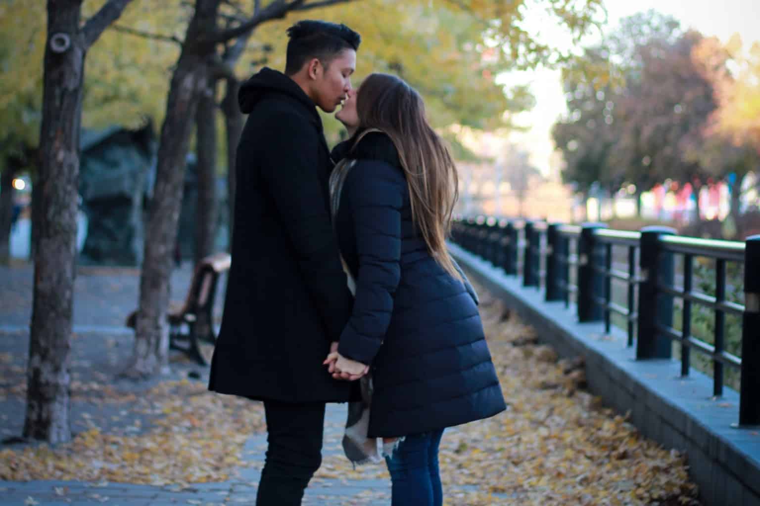 Las 40 Mejores Piropos Cortos - Hazla sonreír.